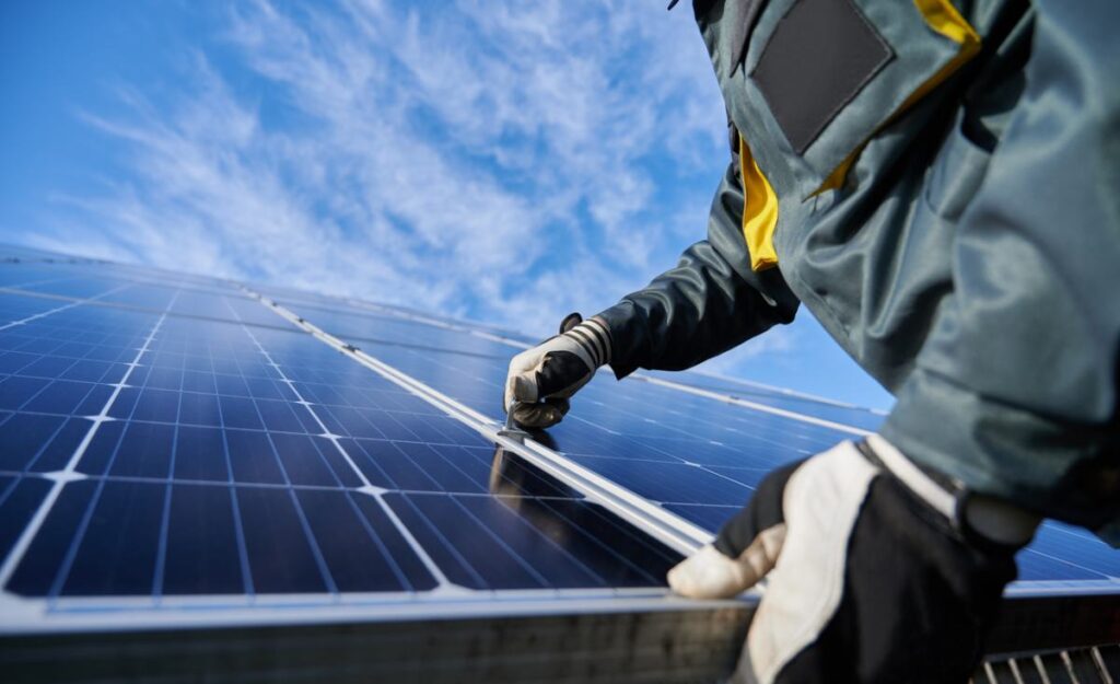 Smart Solar Rooftop Battery - Lithium Power, Inc.